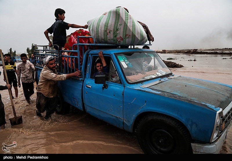 Karkhe Dam in Southwest Iran Overflows, Residents Ordered to Evacuate ...